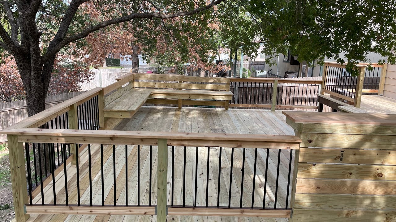 25x20 wood deck - YouTube