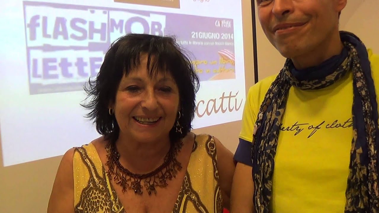 Intervista all' attrice ANNA TROISE per POEMOSCATTI - YouTube