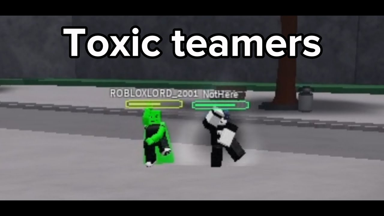 Fighting 2 toxic teamers in (The Strongest Battlegrounds) - YouTube