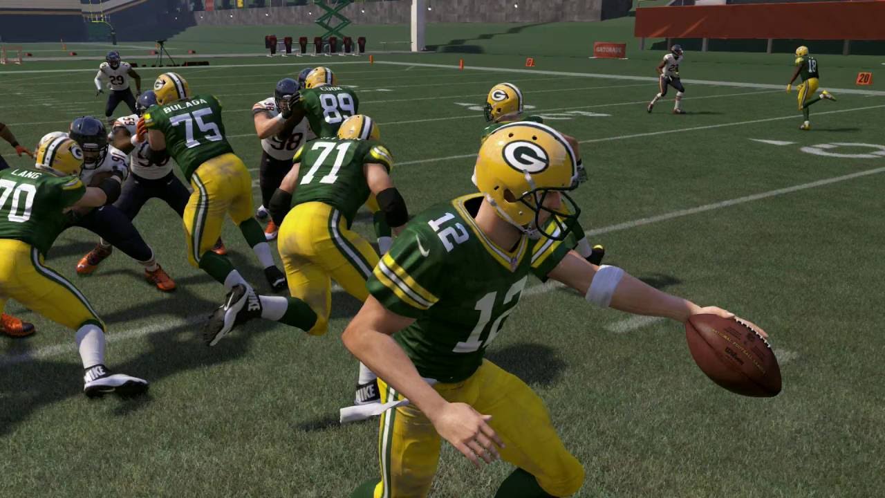 Madden NFL 17 - Stiff Arms and Tackling - YouTube