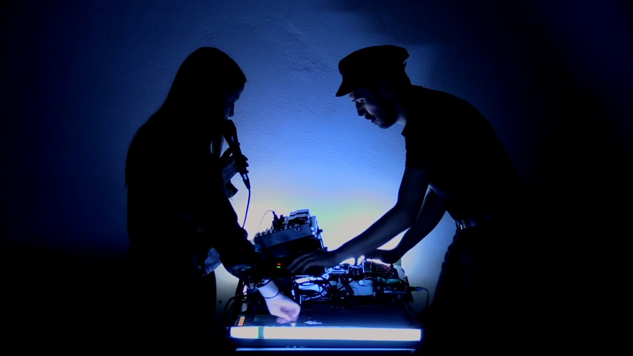 Sara Persico / Ignacio Córdoba live @ MicroBo Studio, Bologna - YouTube