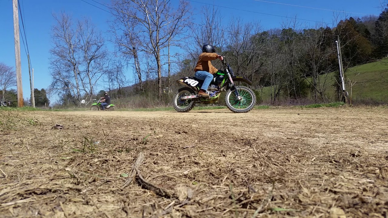 Uncle Jessie and cleetus doing some sick wheelies - YouTube