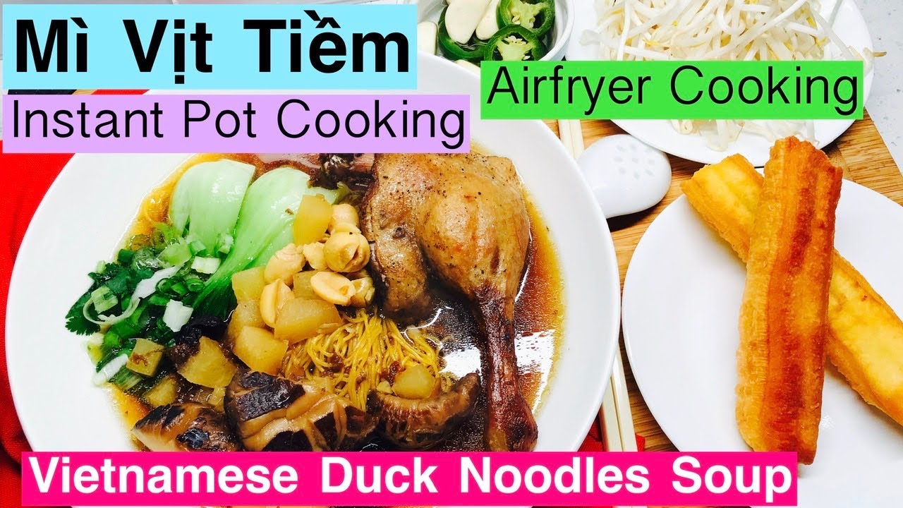 Mì Vịt Tiềm- Vietnamese Duck Noodles Soup (4K) - YouTube