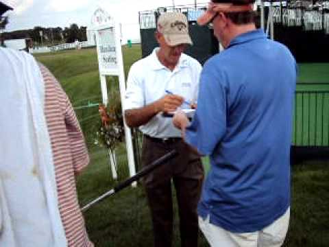 chip beck signing autographs - YouTube