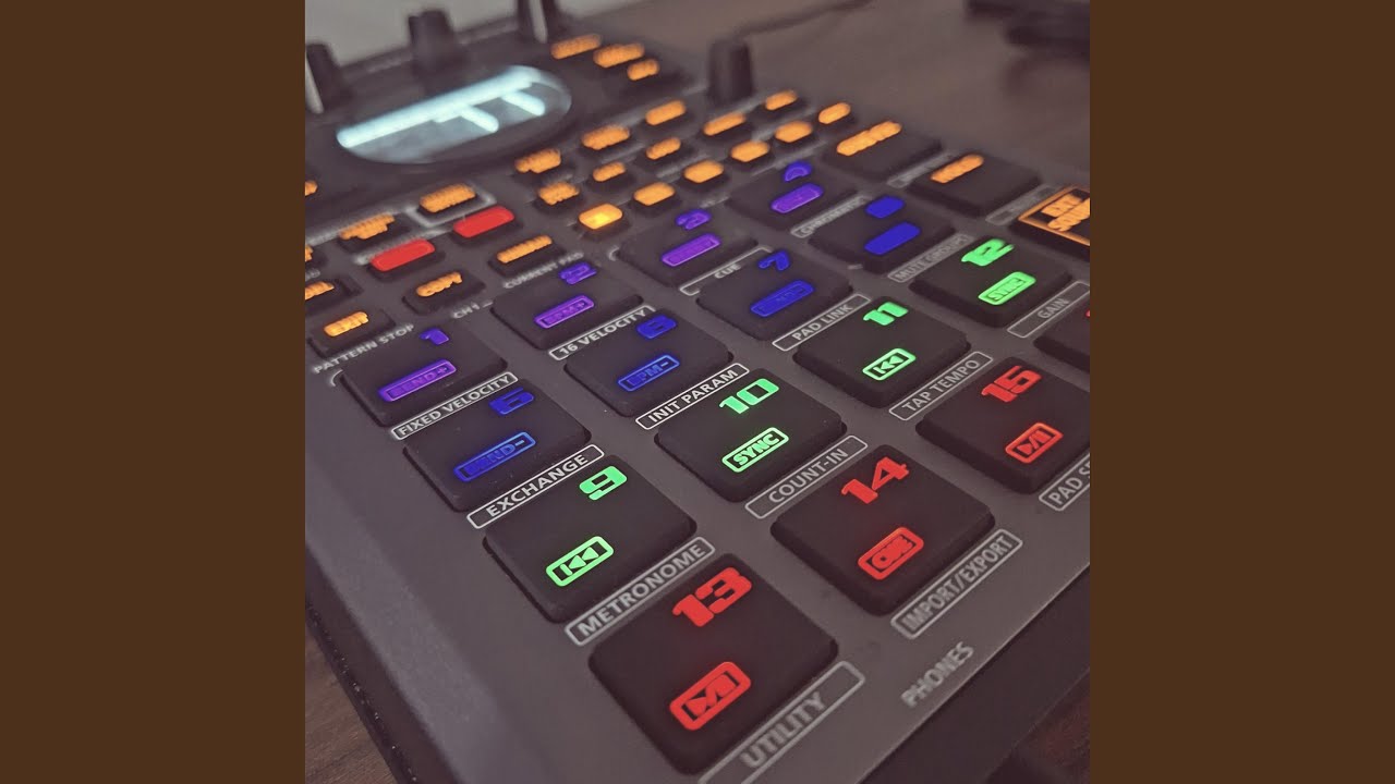 foolin around - YouTube