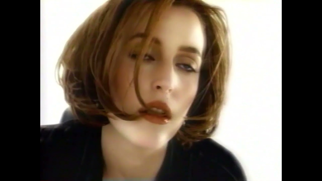 Hal feat. Gillian Anderson - Extremis (1997 Music Video) - YouTube
