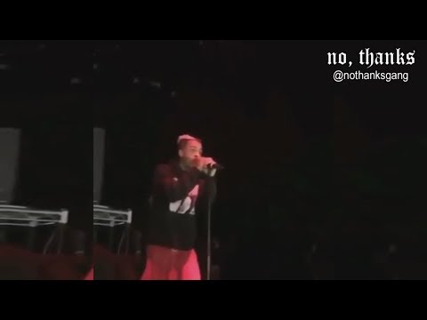 XXXTentacion sendo nocauteado ao som de Migos (Look At Me! Bad And Boujee Mashup)