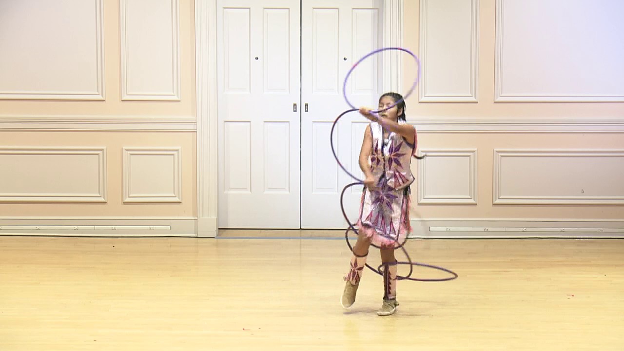 Nakotah LaRance: Native American Hoop Dancing - YouTube