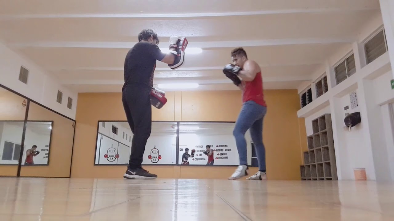 Entrenando con LEONARDO CHANG MEXICO - YouTube
