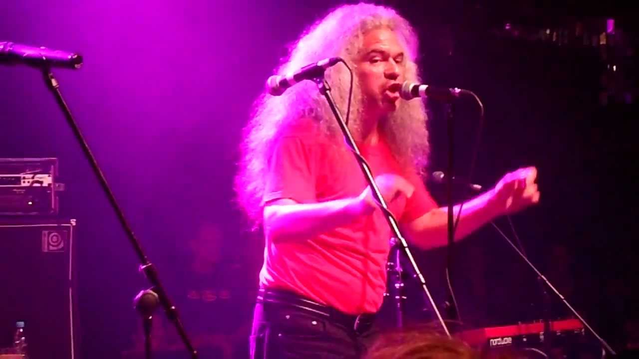 Mňága a Žďorp & Petr Váša - Lokomotivám se motají kola - Praha Lucerna ...