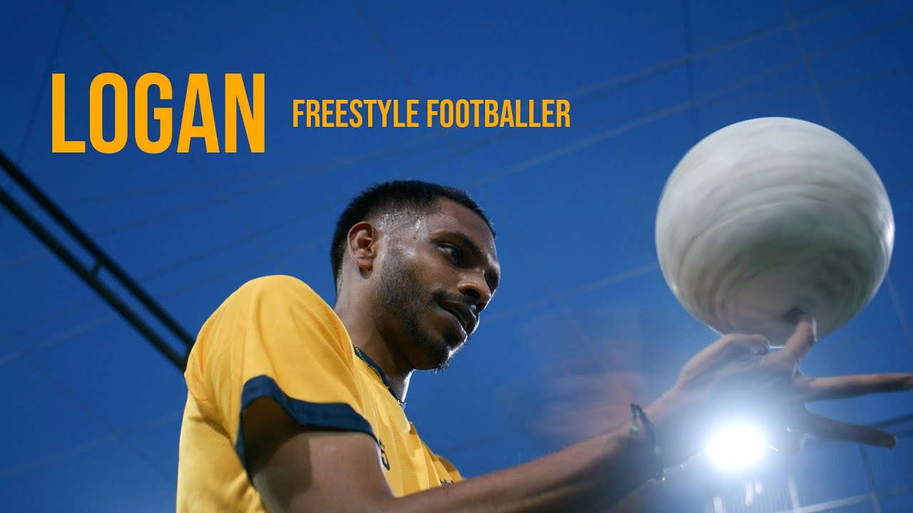 LOGAN Freestyle Footballer - YouTube
