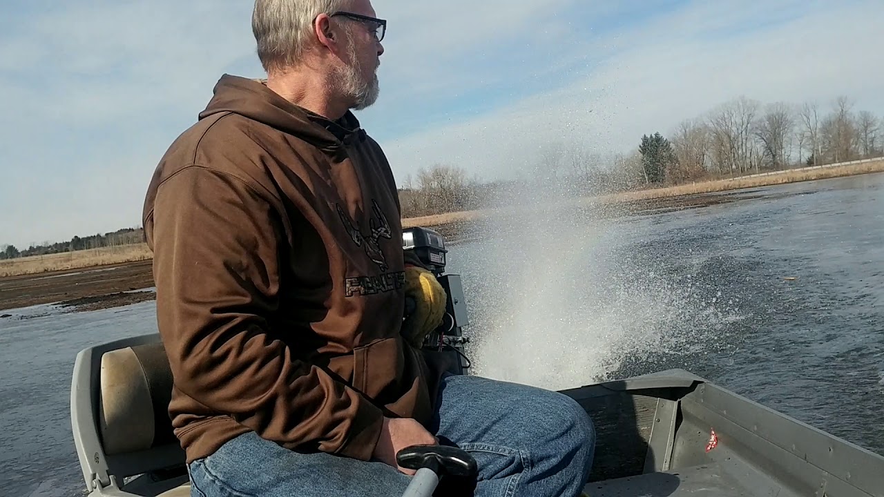 Mudd hog - YouTube