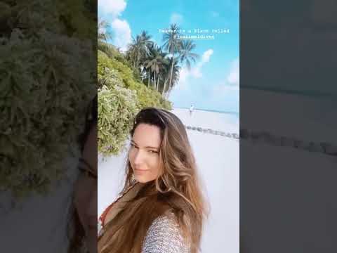 Best stories Kelly Brook (@iamkb) daily selection 🔥 3/14/2020