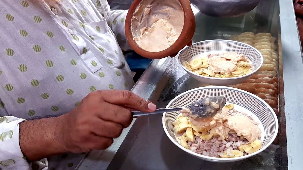 Mind-Blowing Unique Sweet Doi Chira || দই চিঁড়া || Bangladeshi Street ...