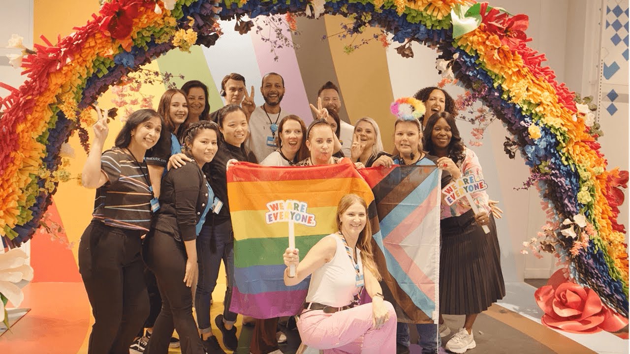 Primark - Pride Rainbow Photo Booth - YouTube