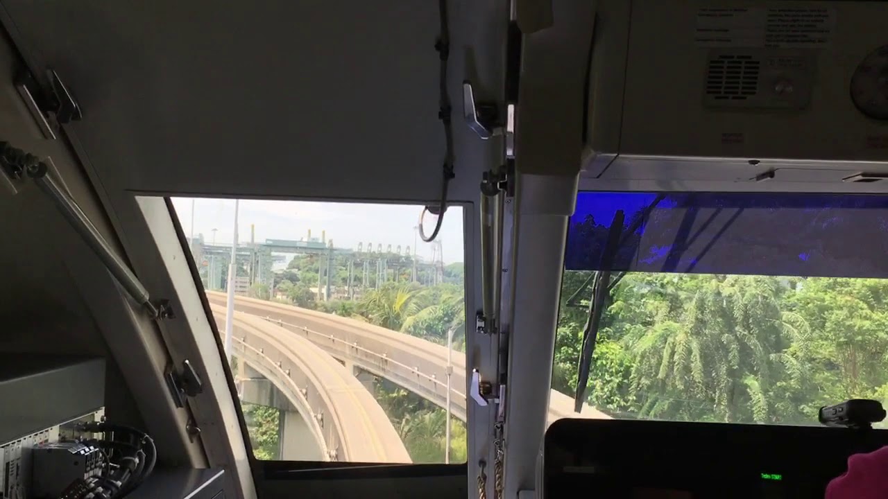 Sentosa Express Hitachi Small-type Monorail [Orange Trainset] - Resorts ...