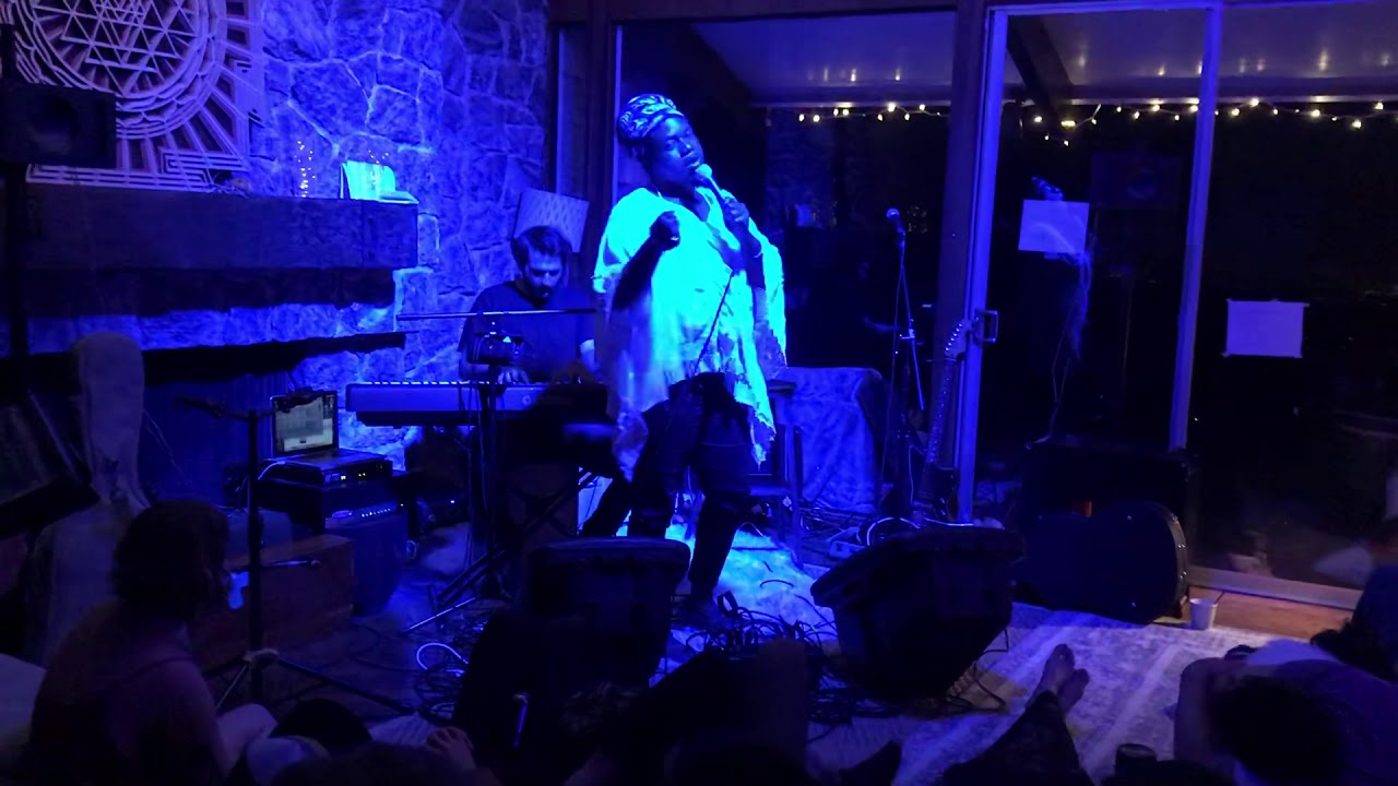 Tory Teasley gives goosebumps at Harvest Swoon 10/20/2018 - YouTube