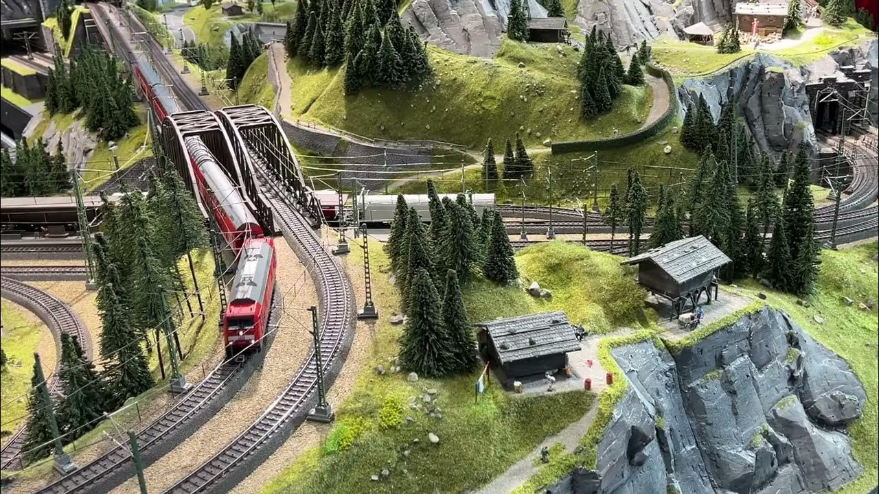 Märklin H0 railroad train traffic in time lapse - model railroad system germany - YouTube