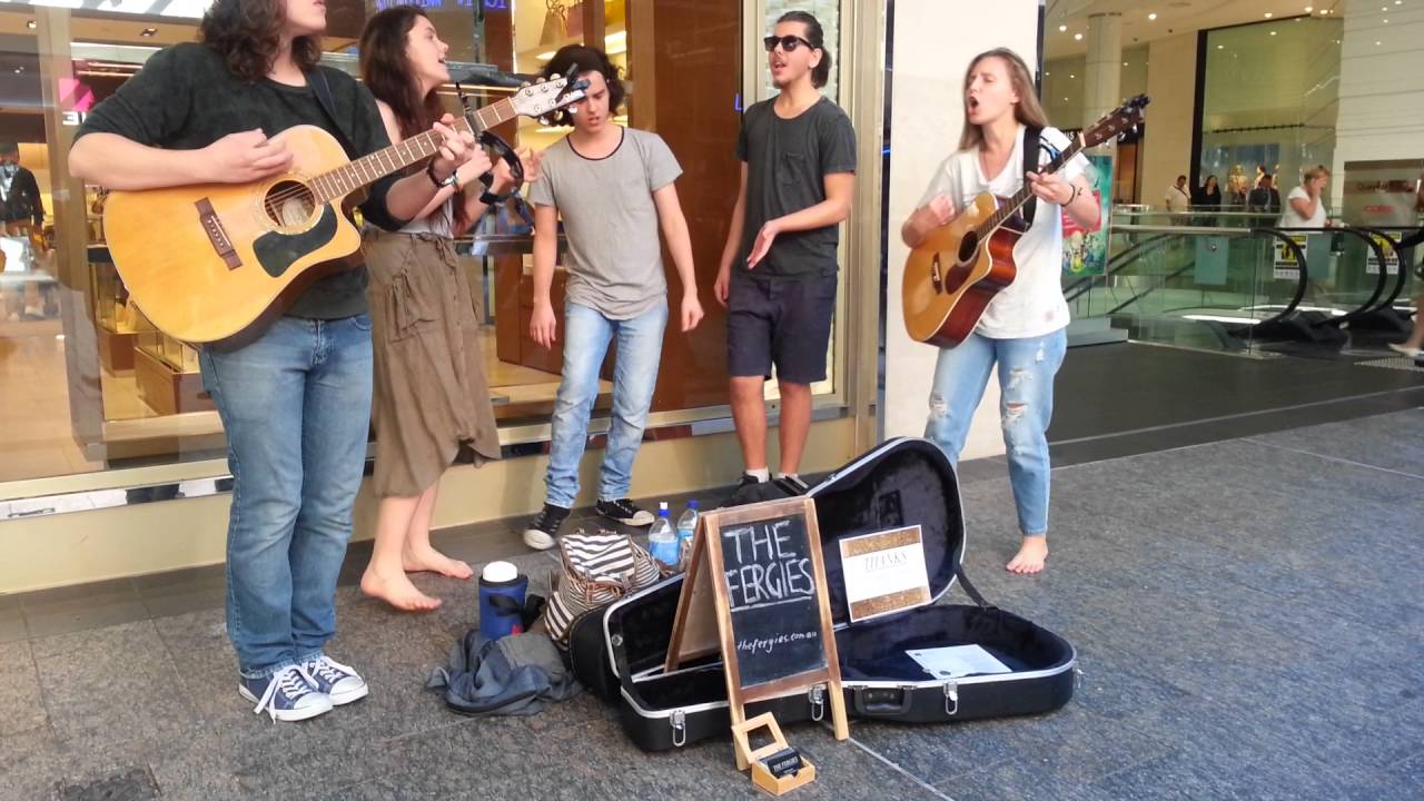 Amazing voices Buskers in the City of Brisbane Australia California ...
