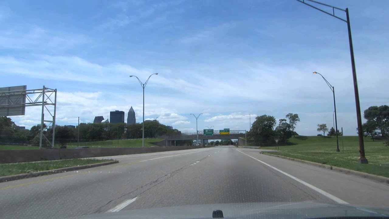 Highway 2 Westbound, heading into downtown Cleveland - YouTube