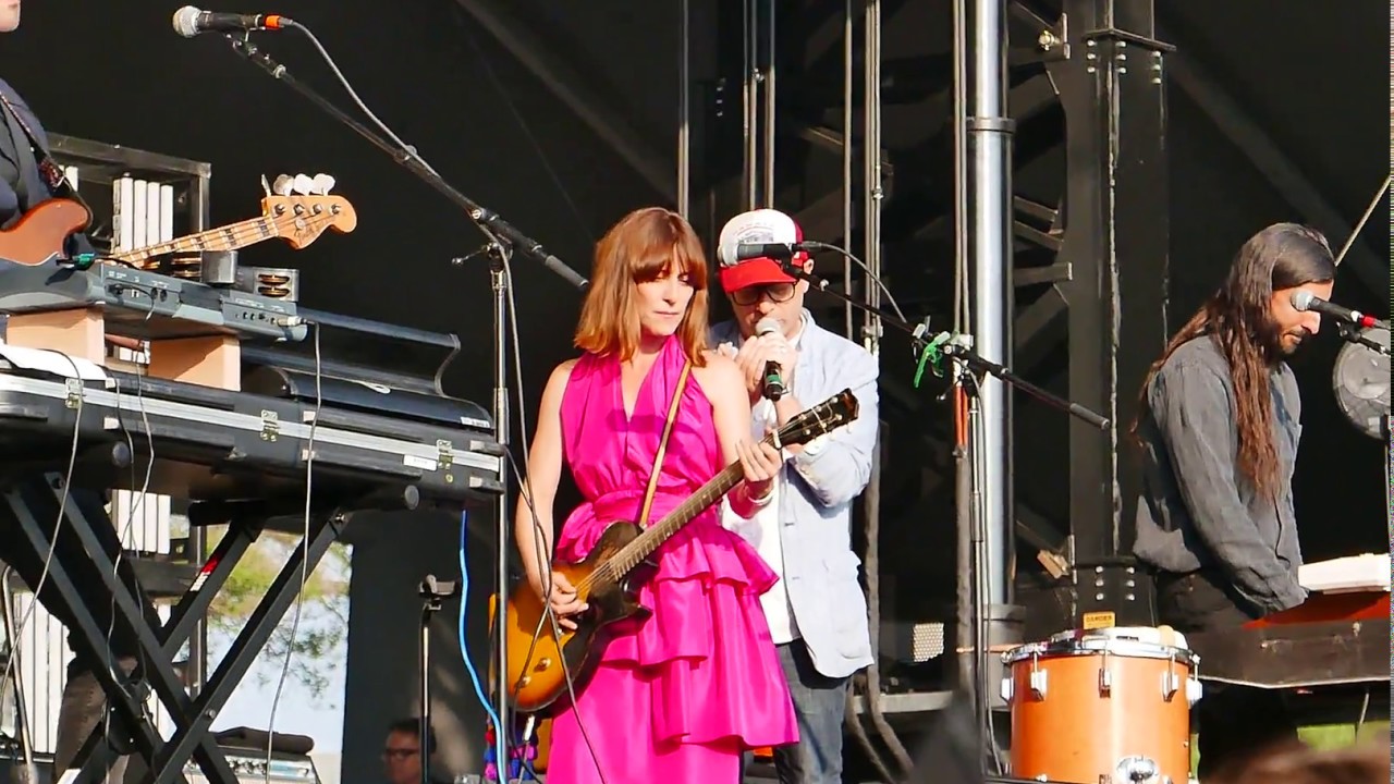 Feist Live - Century ft Torq (Field Trip 2017) - YouTube