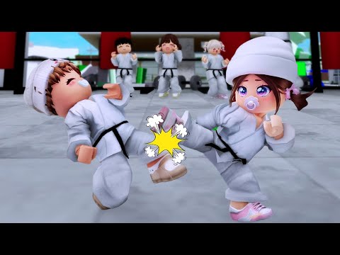 💥 Pony Learns MARTIAL ARTS with Cute Friends | Roblox Roleplay