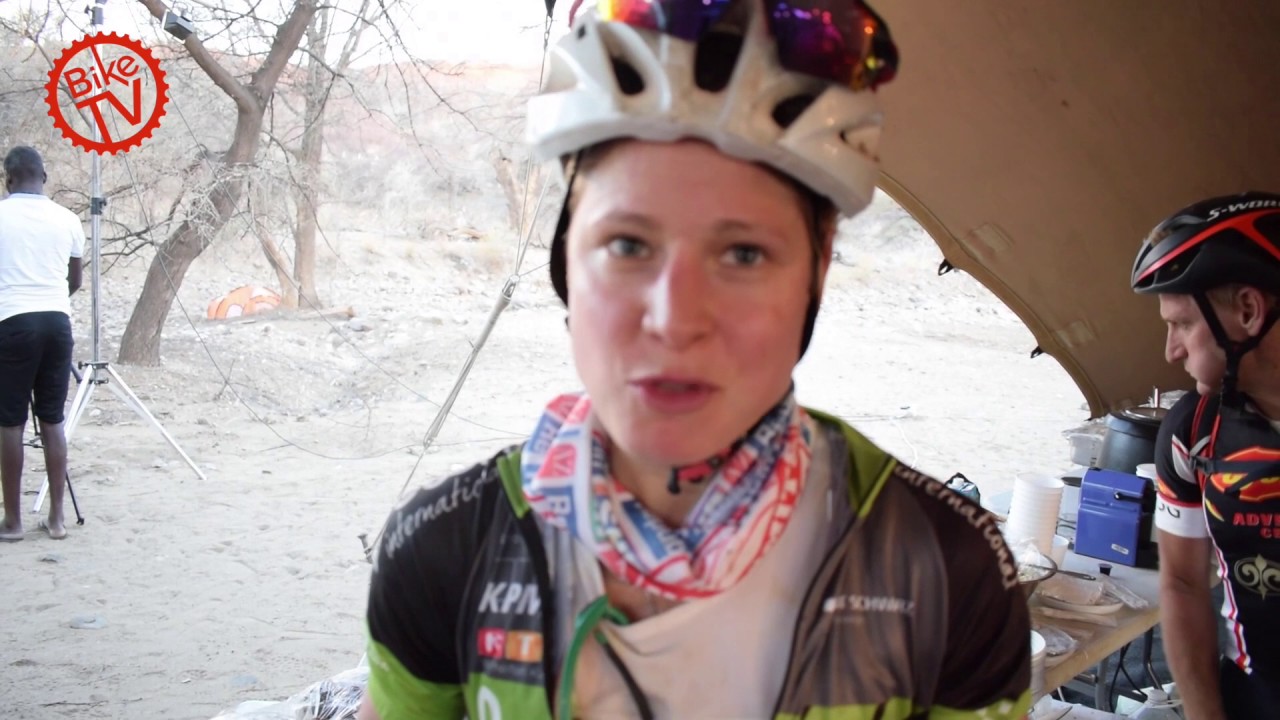 Desert Dash - YouTube