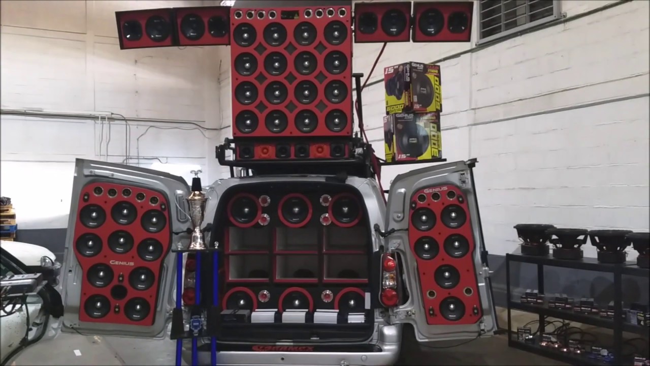 Godzilla, demo de Genius Car Audio en Manzanillo, Colima. - YouTube
