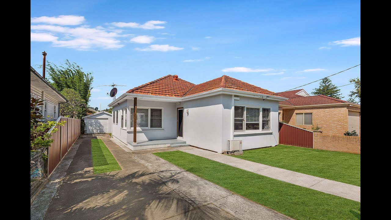 Renovated family home with self-contained studio | For Sale - YouTube