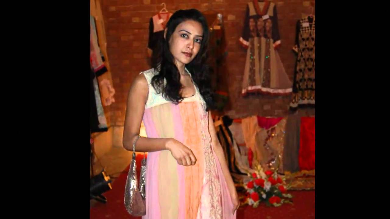 Find Out How Amna Aslam Got the No.1 Position in Google with Wedding ...