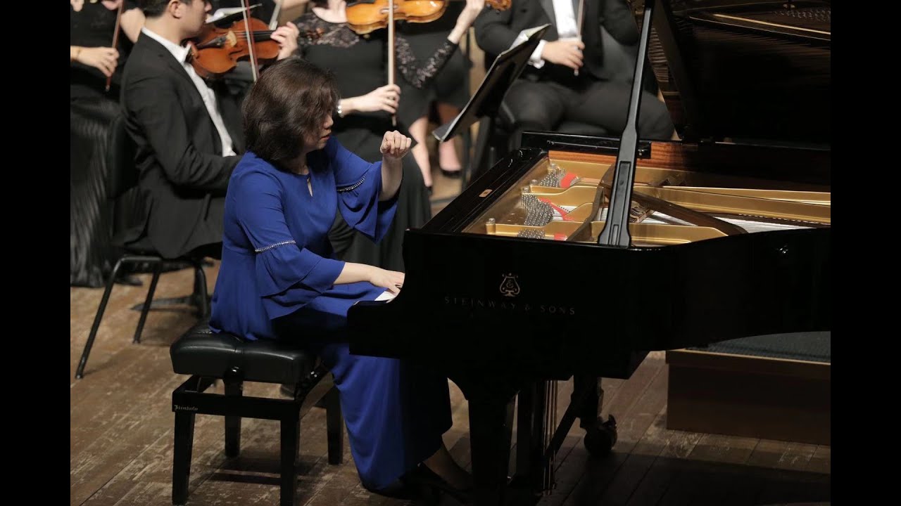 Claudia Yang plays Beethoven Piano Concerto No.5 ( 1st Movt excerpts ...