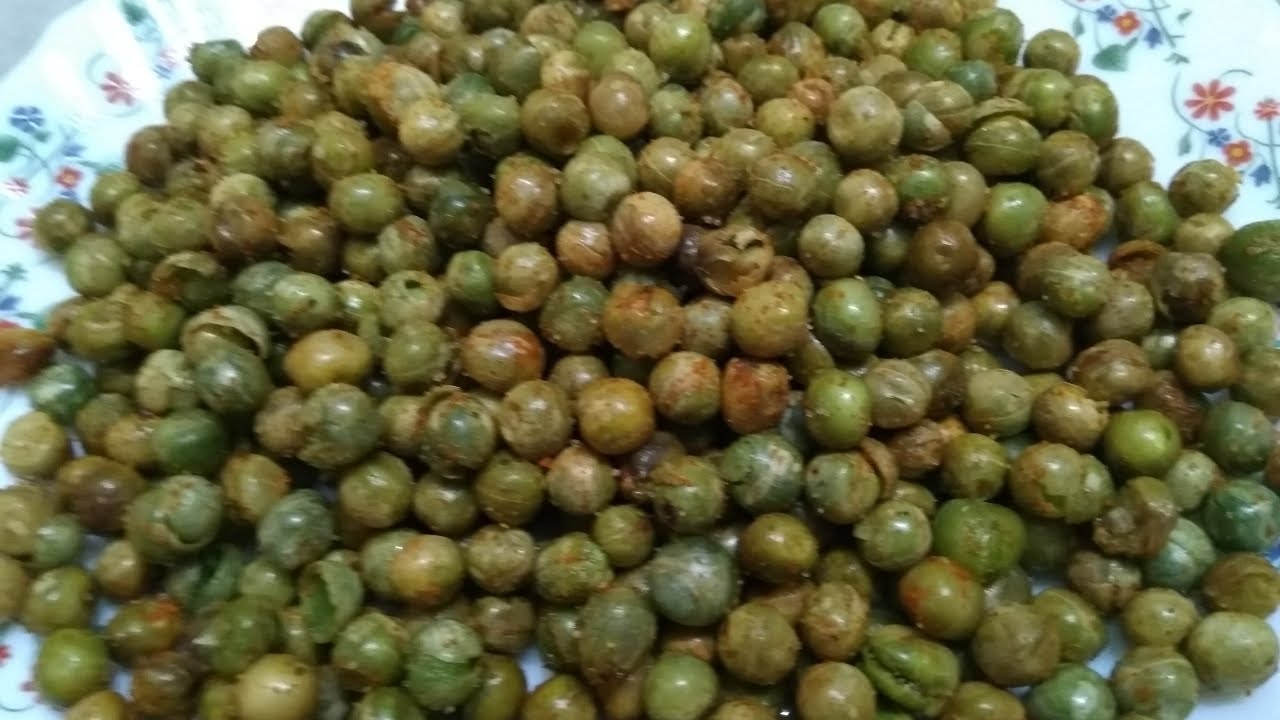 కరకరలాడే కారం బఠాణి | Crispy Batani in telugu | crunchy roasted green ...