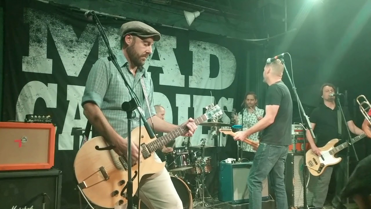 Mad Caddies "She" (Green Day ska/rocksteady cover) at Catalyst Atrium ...