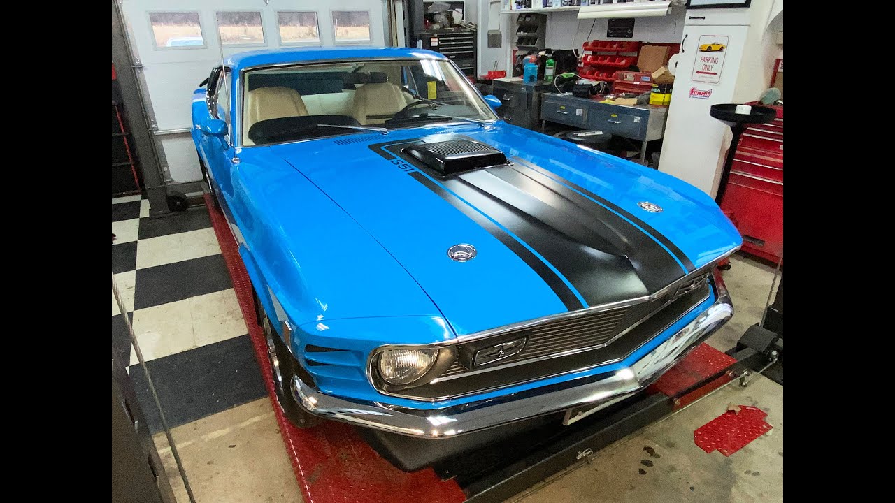 1970 Mustang Mach 1 Grabber Blue Arriving - YouTube