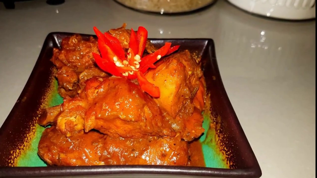 Stewed Chicken Trini-style - YouTube