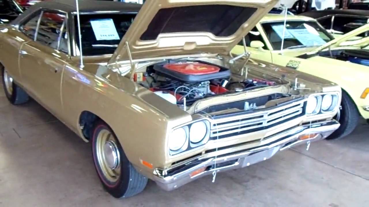 1969 Plymouth Road Runner 440 Six-Pack Pistol Grip Muscle Car - YouTube