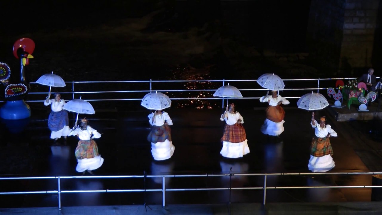 Martiniquese folk dance: La Biguine Gréole Acordes - Chordify