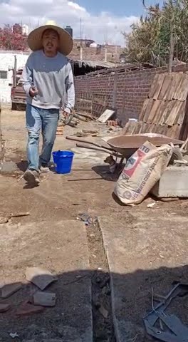 ahí viene el patrón córrele cabron#esposos #pareja #comedia #humor # ...