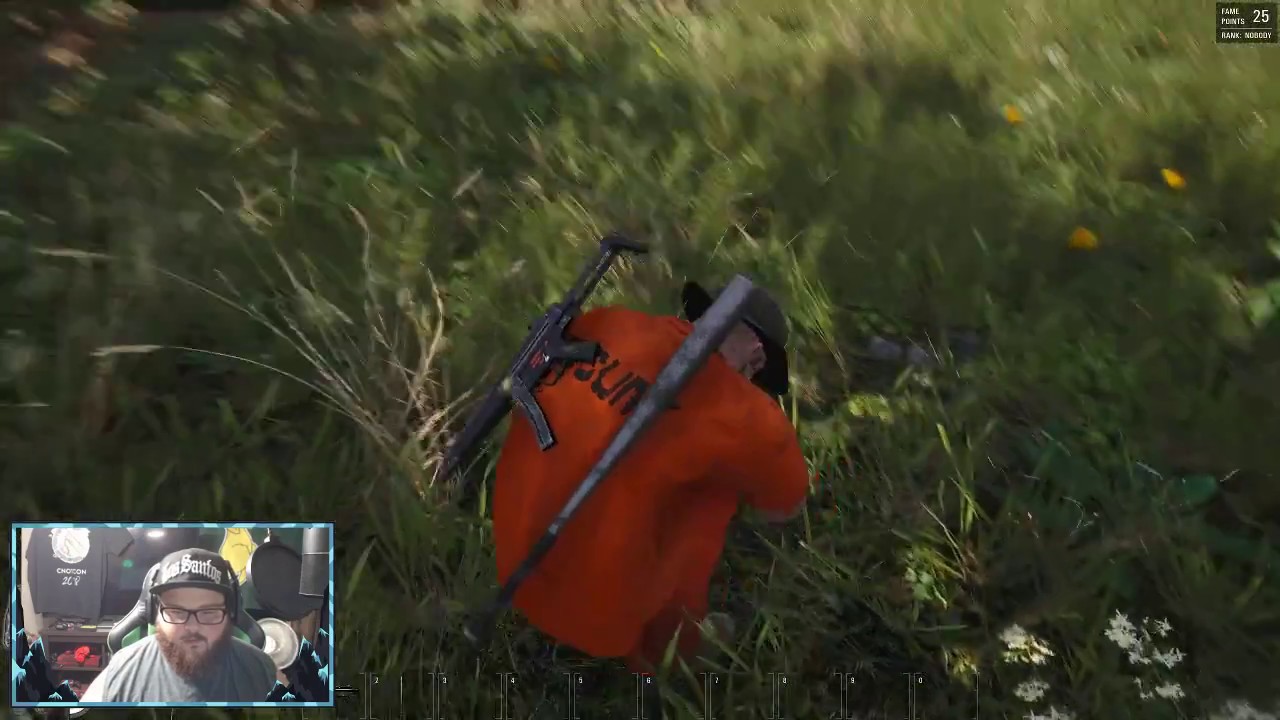 SCUM Gameplay-Pooping Pineapples! - YouTube