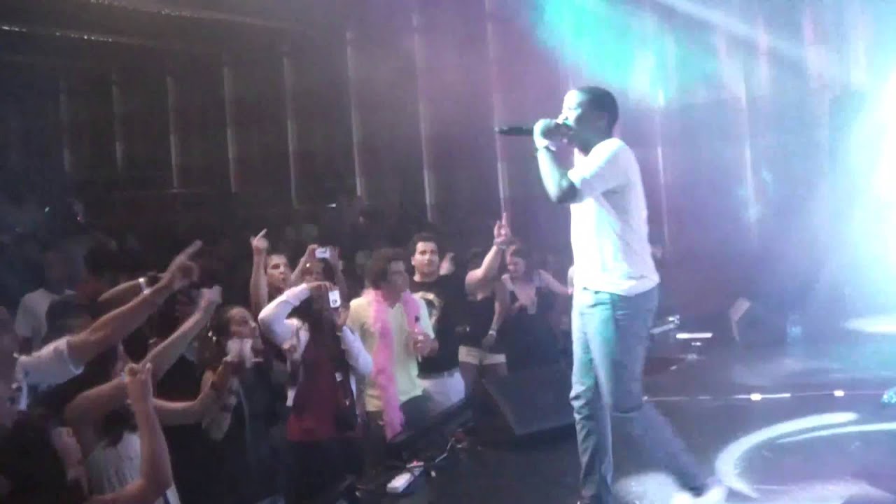 JR Live on Stage with HHP Show Dem On Miller Cruise - YouTube