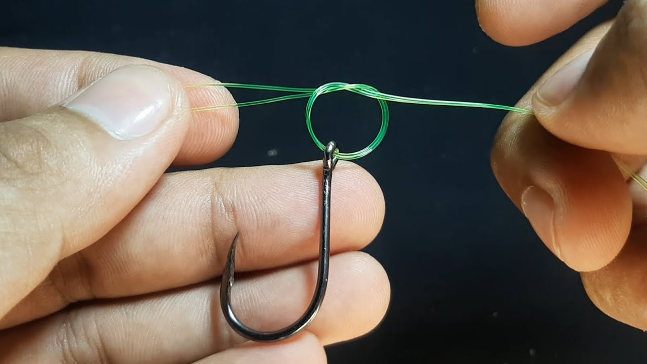 The easiest way to tie a fishing hook - YouTube