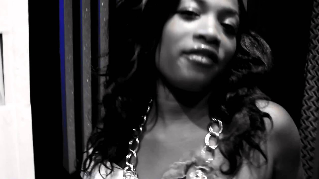 Tiana - Pum Pum Phat [Popcaan Ravin Remix] AUG 2011 - YouTube