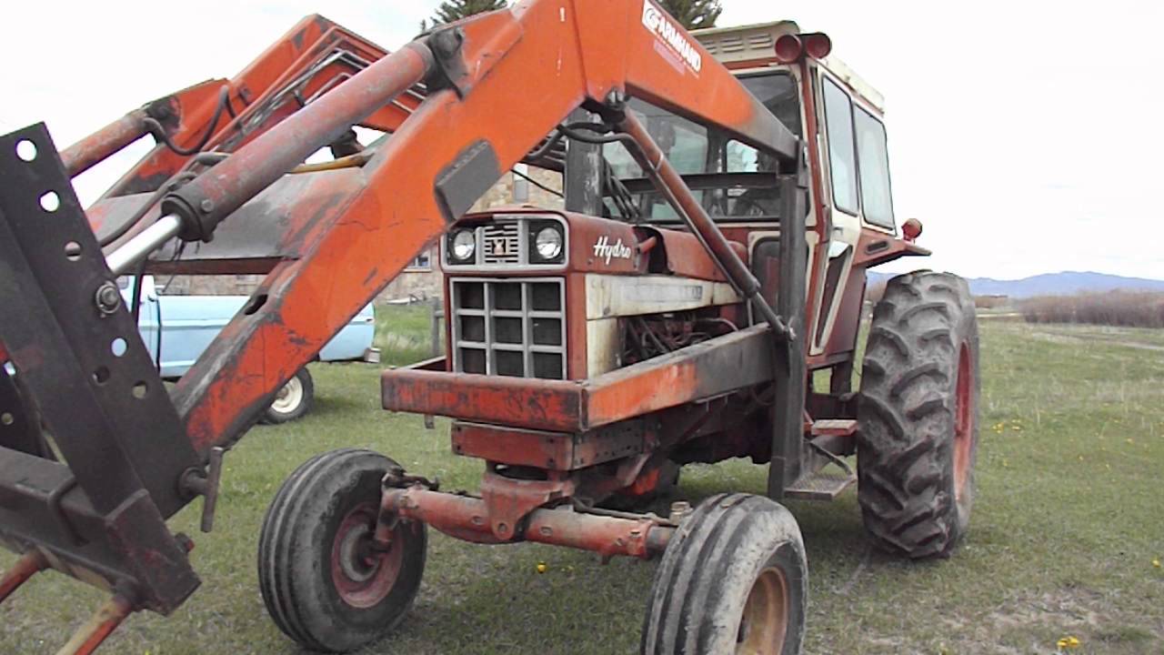 Big Iron Auction International Loader Tractor - YouTube