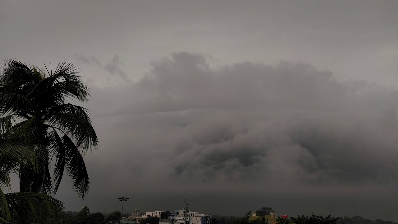 Time Lapse video of Gigantic clouds coming towards Kolkata. Kalboishaki ...
