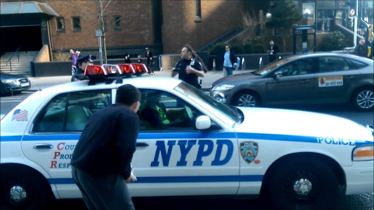 Cardiff Comic Con NYPD Police Car 2015 - YouTube