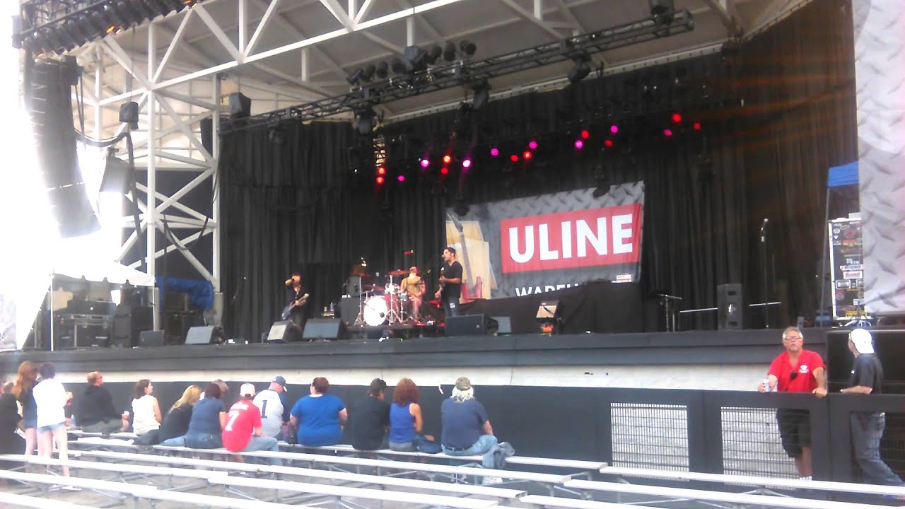 Milkshakes by Clowder @ summerfest - YouTube