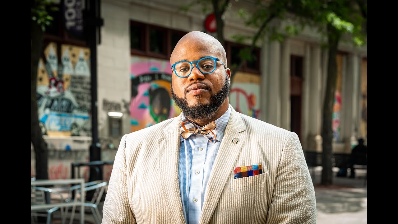 Dr. LaVar J. Charleston - Vice Provost and Chief Diversity Officer, UW ...