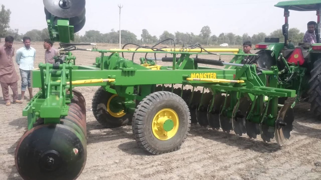 Hydraulic folding harrow 32 disc - YouTube