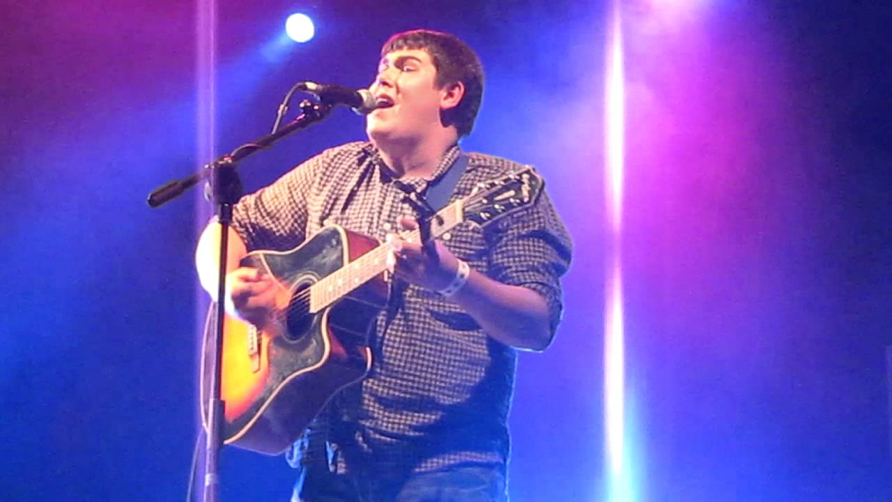 Michael Collings "Use somebody" by Kings of Leon at Hammersmith Apollo ...