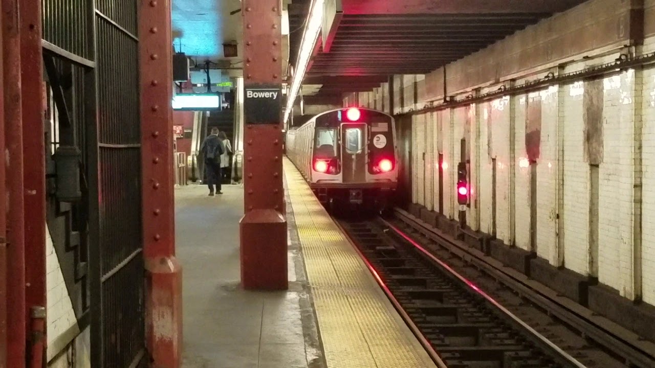MTA NYCT: Brooklyn bound R179 Z train departing Bowery - YouTube